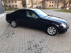 Синий Мерседес Е 280 2006 в Рига, объемом двигателя 3.00 л и пробегом 308 тыс. км за 5800 €, фото 8 на AUTOMOTO.COM.LV