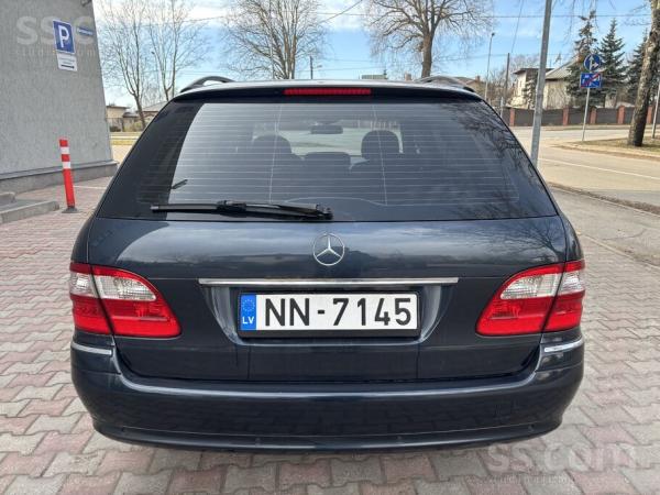 Синий Мерседес Е 280 2005 в Рига, объемом двигателя 3.00 л и пробегом 0 тыс. км за 2590 €, фото 6 на AUTOMOTO.COM.LV