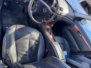 Zils Mercedes-Benz E 280 2007 Kauņa, ar dzinēja tilpumu 3.00 L un nobraukumu 560 tūkst. km par 2500 €, foto 8 vietnē AUTOMOTO.COM.LV
