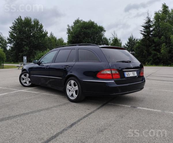 Zils Mercedes-Benz E 280 2007 Rīga, ar dzinēja tilpumu 3.00 L un nobraukumu 370 tūkst. km par 2990 €, foto 3 vietnē AUTOMOTO.COM.LV