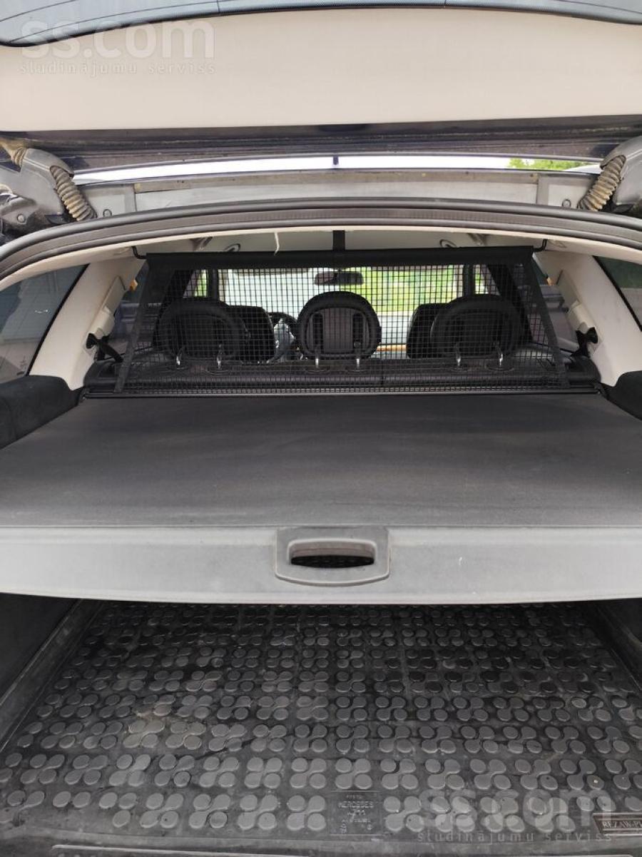 Blue Mercedes-Benz E 280 2007 in Riga, with an engine capacity of 3.00 L and mileage of 370 thousand km for 2990 €, photo 6 on AUTOMOTO.COM.LV
