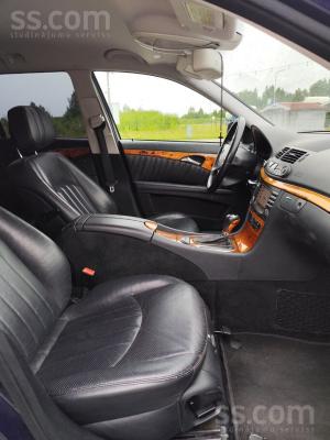 Blue Mercedes-Benz E 280 2007 in Riga, with an engine capacity of 3.00 L and mileage of 370 thousand km for 2990 €, photo 8 on AUTOMOTO.COM.LV