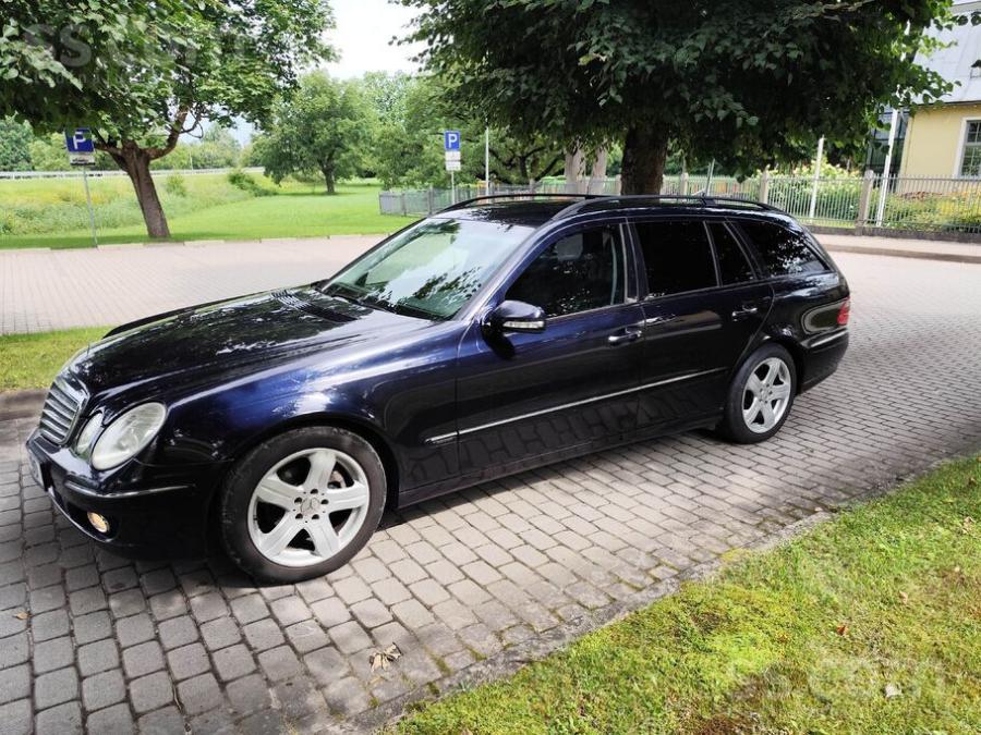 Blue Mercedes-Benz E 280 2007 in Riga, with an engine capacity of 3.00 L and mileage of 370 thousand km for 2690 €, photo 3 on AUTOMOTO.COM.LV
