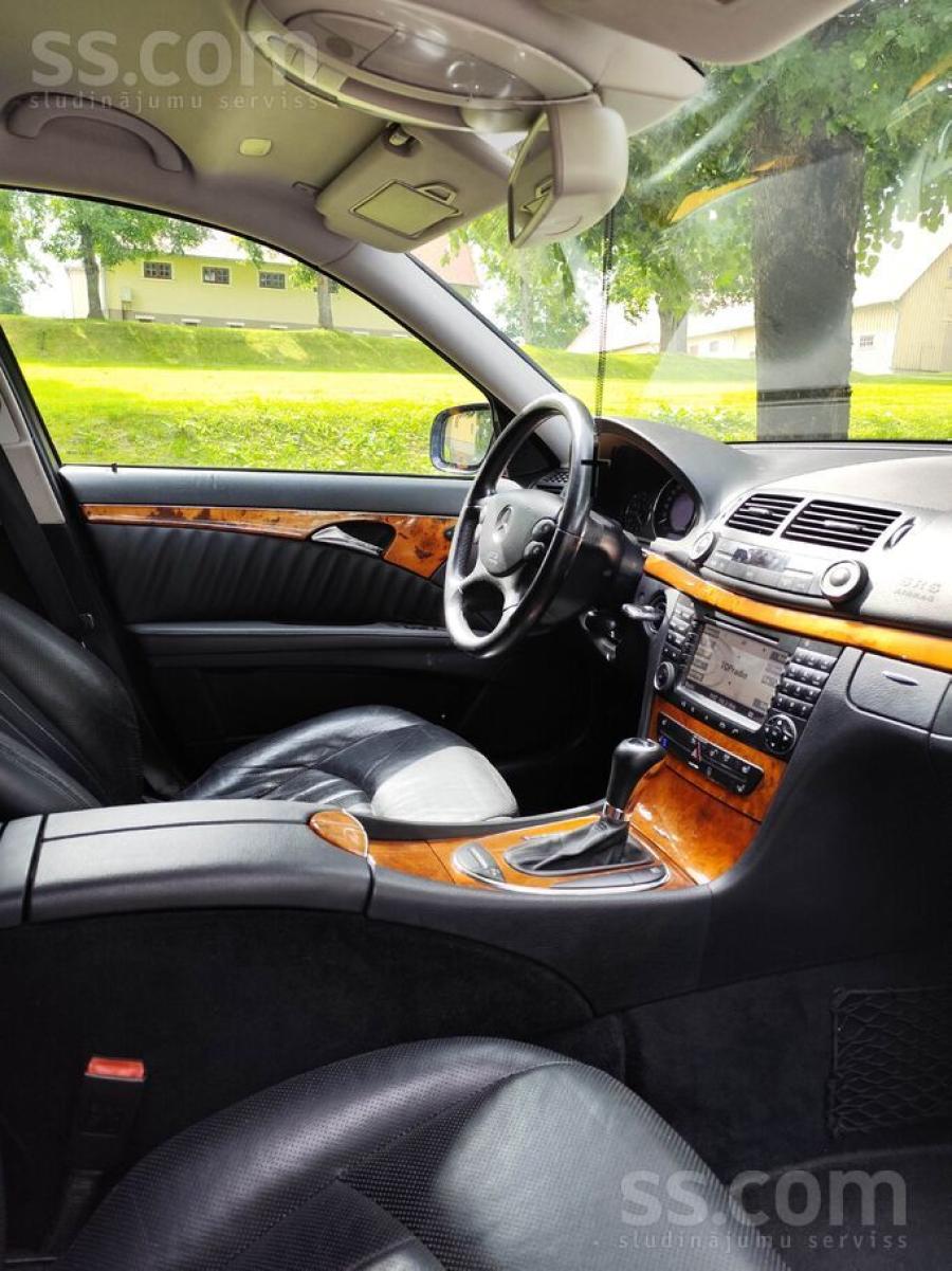 Blue Mercedes-Benz E 280 2007 in Riga, with an engine capacity of 3.00 L and mileage of 370 thousand km for 2690 €, photo 8 on AUTOMOTO.COM.LV