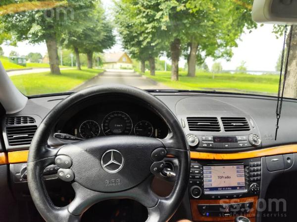 Blue Mercedes-Benz E 280 2007 in Riga, with an engine capacity of 3.00 L and mileage of 370 thousand km for 2690 €, photo 8 on AUTOMOTO.COM.LV