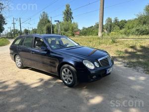 Zils Mercedes-Benz E 280 2008 Ogre, ar dzinēja tilpumu 3.00 L un nobraukumu 299 tūkst. km par 2850 €, foto  vietnē AUTOMOTO.COM.LV
