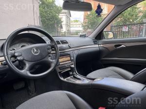 Blue Mercedes-Benz E 280 2008 in Riga, with an engine capacity of 3.00 L and mileage of 256 thousand km for 5990 €, photo 14 on AUTOMOTO.COM.LV