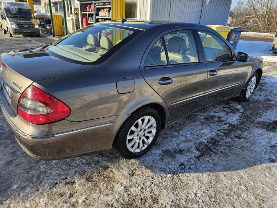 Brown Mercedes-Benz E 280 2007 in Kaunas, with an engine capacity of 2.80 L and mileage of 206 thousand km for 4350 €, photo 14 on AUTOMOTO.COM.LV