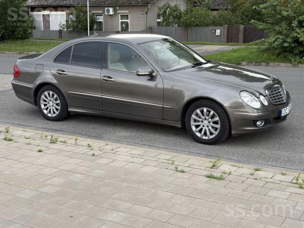 Brūns Mercedes-Benz E 280 2008 Rīga, ar dzinēja tilpumu 3.00 L un nobraukumu 292 tūkst. km par 5950 €, foto 7 vietnē AUTOMOTO.COM.LV