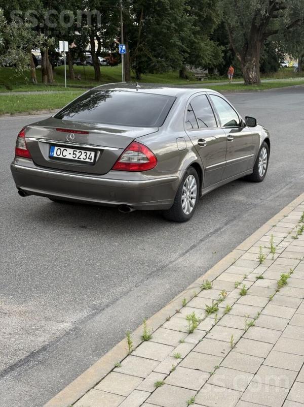 Brūns Mercedes-Benz E 280 2008 Rīga, ar dzinēja tilpumu 3.00 L un nobraukumu 292 tūkst. km par 5950 €, foto 8 vietnē AUTOMOTO.COM.LV