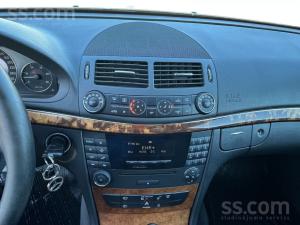 Brūns Mercedes-Benz E 280 2006 Rīga, ar dzinēja tilpumu 3.00 L un nobraukumu 0 tūkst. km par 2490 €, foto 17 vietnē AUTOMOTO.COM.LV