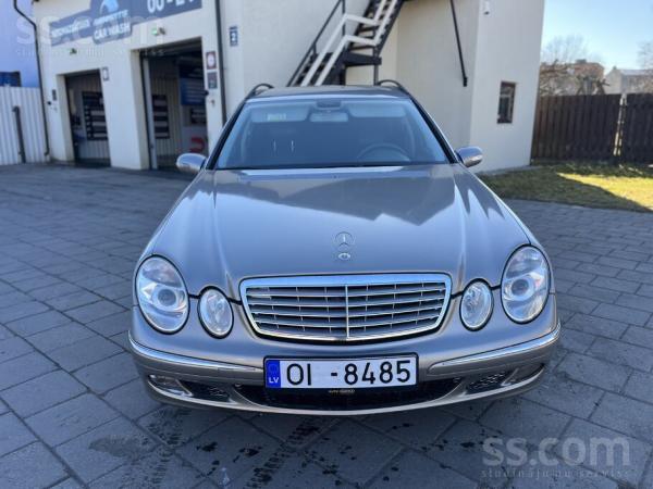 Brown Mercedes-Benz E 280 2006 in Riga, with an engine capacity of 3.00 L and mileage of 0 thousand km for 2490 €, photo 3 on AUTOMOTO.COM.LV