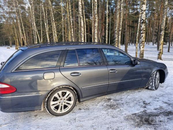 Zaļš Mercedes-Benz E 280 2006 Jēkabpils, ar dzinēja tilpumu 3.00 L un nobraukumu 250 tūkst. km par 1800 €, foto 9 vietnē AUTOMOTO.COM.LV