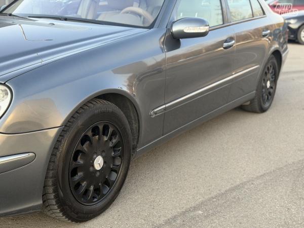 Grey Mercedes-Benz E 280 2005 in Vilnius, with an engine capacity of 3.00 L and mileage of 329 thousand km for 1750 €, photo 7 on AUTOMOTO.COM.LV