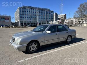 Grey Mercedes-Benz E 280 1998 in Riga, with an engine capacity of 2.80 L and mileage of 382 thousand km for 998 €, photo 4 on AUTOMOTO.COM.LV