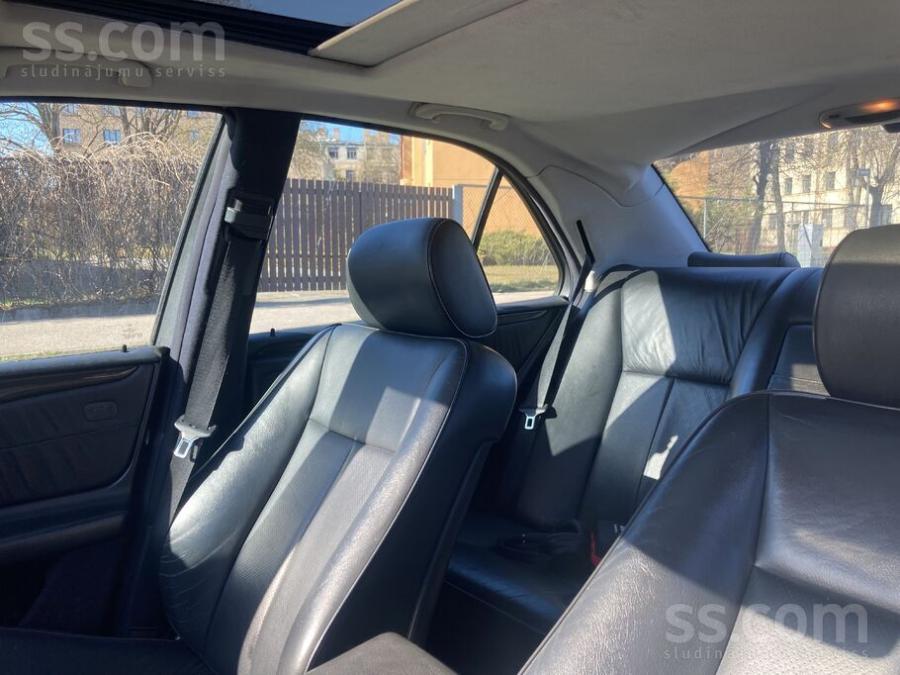 Grey Mercedes-Benz E 280 1998 in Riga, with an engine capacity of 2.80 L and mileage of 382 thousand km for 998 €, photo 8 on AUTOMOTO.COM.LV