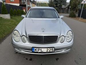 Pelēks Mercedes-Benz E 280 2004 Kauņa, ar dzinēja tilpumu 3.22 L un nobraukumu 361 tūkst. km par 2850 €, foto 4 vietnē AUTOMOTO.COM.LV