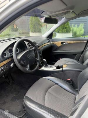 Pelēks Mercedes-Benz E 280 2004 Kauņa, ar dzinēja tilpumu 3.22 L un nobraukumu 361 tūkst. km par 2850 €, foto 14 vietnē AUTOMOTO.COM.LV
