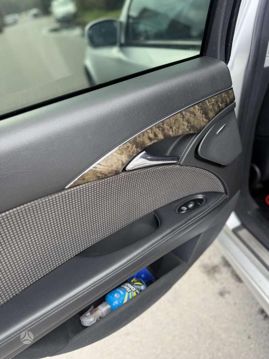 Pelēks Mercedes-Benz E 280 2004 Kauņa, ar dzinēja tilpumu 3.22 L un nobraukumu 361 tūkst. km par 2850 €, foto 20 vietnē AUTOMOTO.COM.LV
