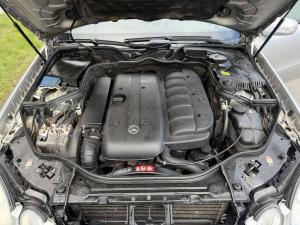 Pelēks Mercedes-Benz E 280 2004 Kauņa, ar dzinēja tilpumu 3.22 L un nobraukumu 361 tūkst. km par 2850 €, foto 32 vietnē AUTOMOTO.COM.LV