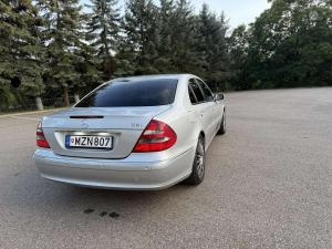 Grey Mercedes-Benz E 280 2004 in Kaunas, with an engine capacity of 3.22 L and mileage of 430 thousand km for 1300 €, photo  on AUTOMOTO.COM.LV