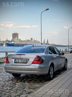 Pelēks Mercedes-Benz E 280 2004 Rīga, ar dzinēja tilpumu 3.20 L un nobraukumu 331 tūkst. km par 3990 €, foto 7 vietnē AUTOMOTO.COM.LV