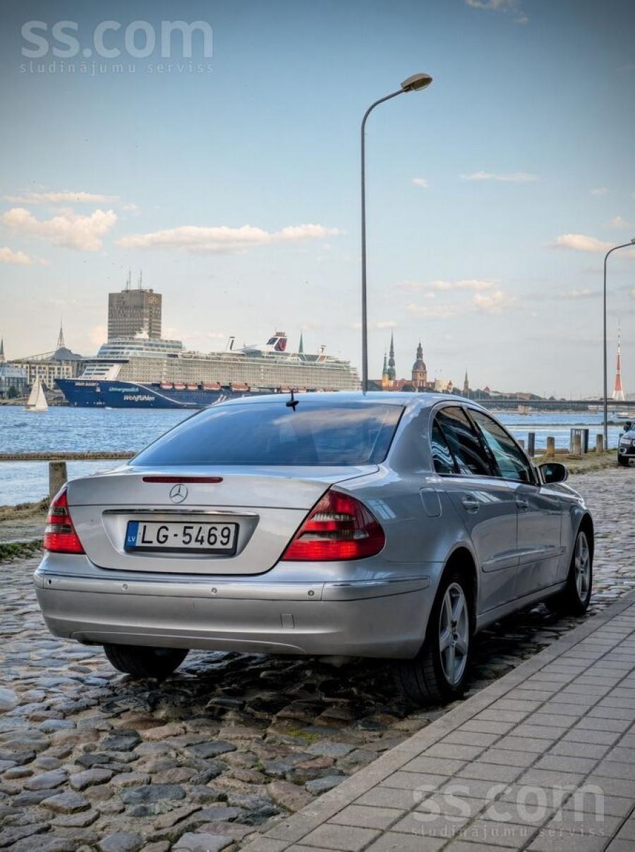Pelēks Mercedes-Benz E 280 2004 Rīga, ar dzinēja tilpumu 3.20 L un nobraukumu 331 tūkst. km par 3990 €, foto 7 vietnē AUTOMOTO.COM.LV