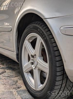 Pelēks Mercedes-Benz E 280 2004 Rīga, ar dzinēja tilpumu 3.20 L un nobraukumu 331 tūkst. km par 3990 €, foto 9 vietnē AUTOMOTO.COM.LV
