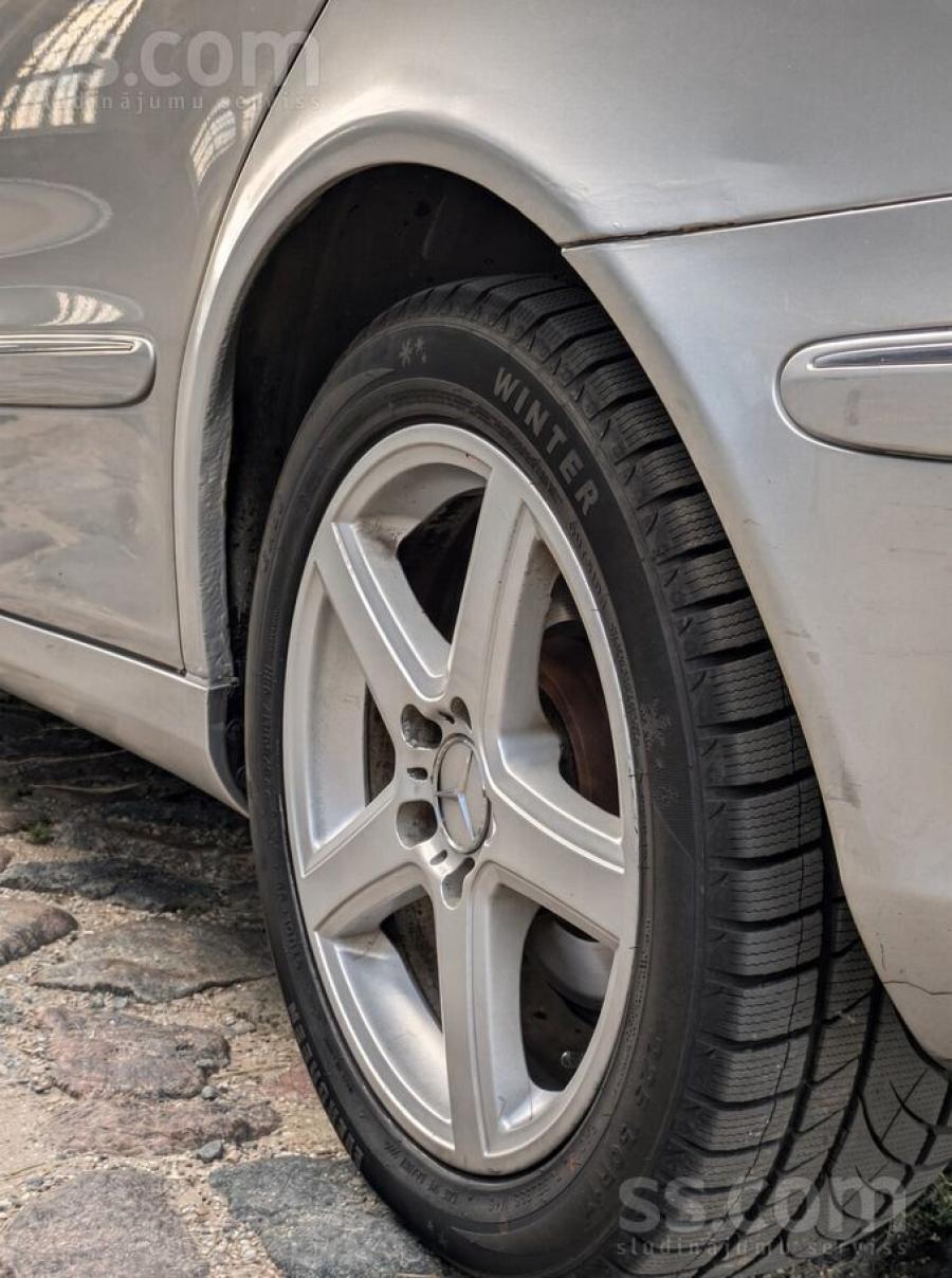 Pelēks Mercedes-Benz E 280 2004 Rīga, ar dzinēja tilpumu 3.20 L un nobraukumu 331 tūkst. km par 3990 €, foto 9 vietnē AUTOMOTO.COM.LV