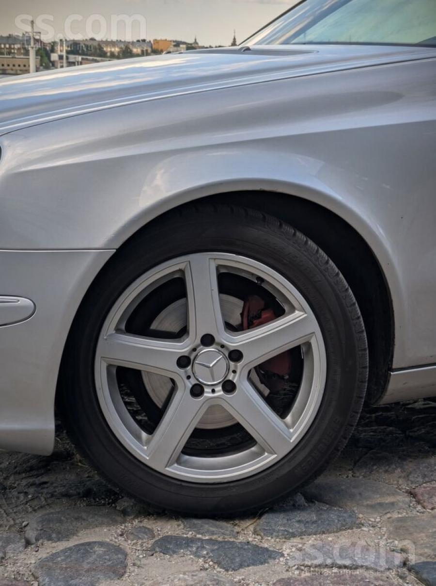 Pelēks Mercedes-Benz E 280 2004 Rīga, ar dzinēja tilpumu 3.20 L un nobraukumu 331 tūkst. km par 3990 €, foto 10 vietnē AUTOMOTO.COM.LV