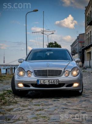 Pelēks Mercedes-Benz E 280 2004 Rīga, ar dzinēja tilpumu 3.20 L un nobraukumu 331 tūkst. km par 3990 €, foto 24 vietnē AUTOMOTO.COM.LV