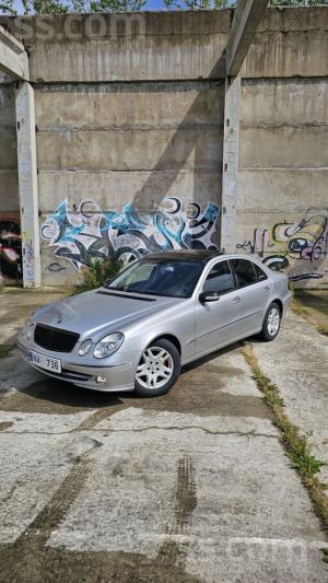 Pelēks Mercedes-Benz E 280 2005 Liepāja, ar dzinēja tilpumu 3.20 L un nobraukumu 458 tūkst. km par 4400 €, foto  vietnē AUTOMOTO.COM.LV