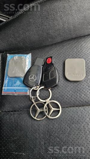Pelēks Mercedes-Benz E 280 2005 Liepāja, ar dzinēja tilpumu 3.20 L un nobraukumu 458 tūkst. km par 4400 €, foto 6 vietnē AUTOMOTO.COM.LV
