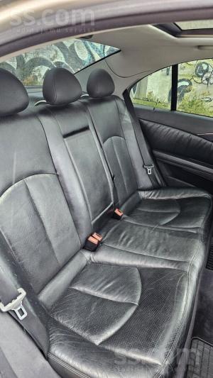 Pelēks Mercedes-Benz E 280 2005 Liepāja, ar dzinēja tilpumu 3.20 L un nobraukumu 458 tūkst. km par 4400 €, foto 13 vietnē AUTOMOTO.COM.LV