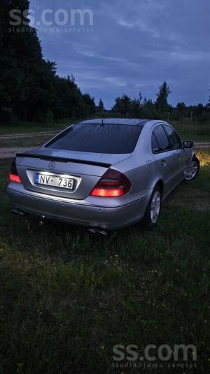 Pelēks Mercedes-Benz E 280 2005 Liepāja, ar dzinēja tilpumu 3.20 L un nobraukumu 458 tūkst. km par 4400 €, foto 20 vietnē AUTOMOTO.COM.LV