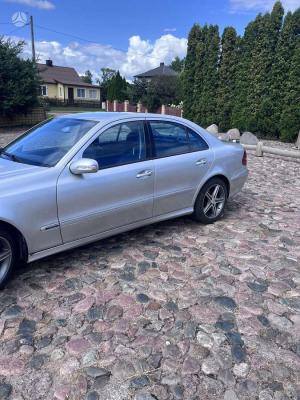 Grey Mercedes-Benz E 280 2005 in Kaunas, with an engine capacity of 3.22 L and mileage of 381 thousand km for 2800 €, photo 12 on AUTOMOTO.COM.LV