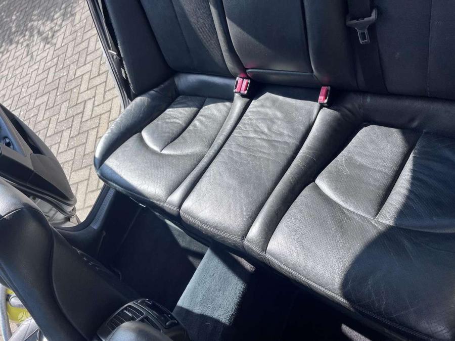 Grey Mercedes-Benz E 280 2005 in Kaunas, with an engine capacity of 3.22 L and mileage of 381 thousand km for 2800 €, photo 18 on AUTOMOTO.COM.LV