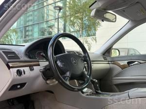 Pelēks Mercedes-Benz E 280 2005 Rīga, ar dzinēja tilpumu 3.00 L un nobraukumu 0 tūkst. km par 5900 €, foto 12 vietnē AUTOMOTO.COM.LV