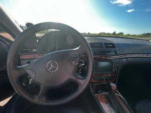 Grey Mercedes-Benz E 280 2006 in Riga, with an engine capacity of 3.00 L and mileage of 297 thousand km for 4450 €, photo 11 on AUTOMOTO.COM.LV