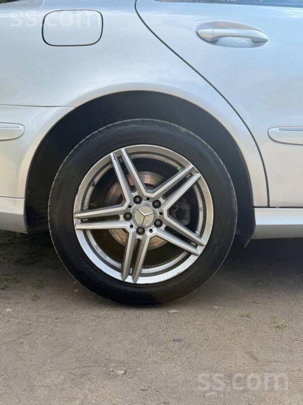 Pelēks Mercedes-Benz E 280 2006 Rīga, ar dzinēja tilpumu 3.00 L un nobraukumu 229 tūkst. km par 3700 €, foto 10 vietnē AUTOMOTO.COM.LV