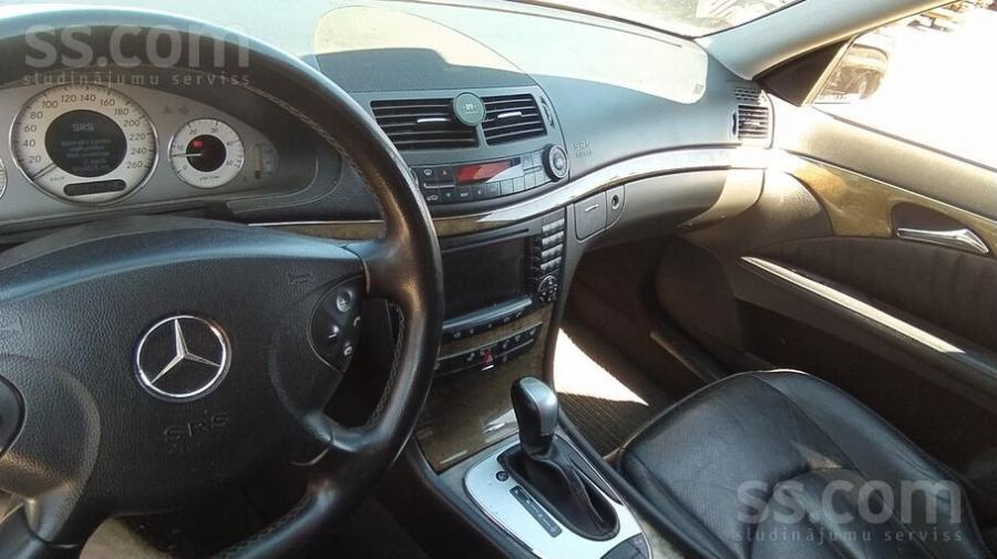 Pelēks Mercedes-Benz E 280 2006 Daugavpils, ar dzinēja tilpumu 3.20 L un nobraukumu 388 tūkst. km par 1900 €, foto 3 vietnē AUTOMOTO.COM.LV