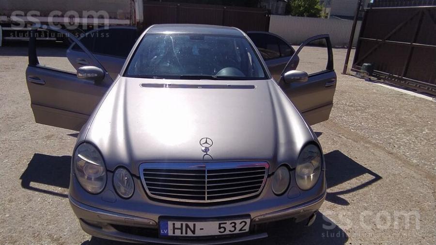 Pelēks Mercedes-Benz E 280 2006 Daugavpils, ar dzinēja tilpumu 3.20 L un nobraukumu 388 tūkst. km par 1900 €, foto 4 vietnē AUTOMOTO.COM.LV