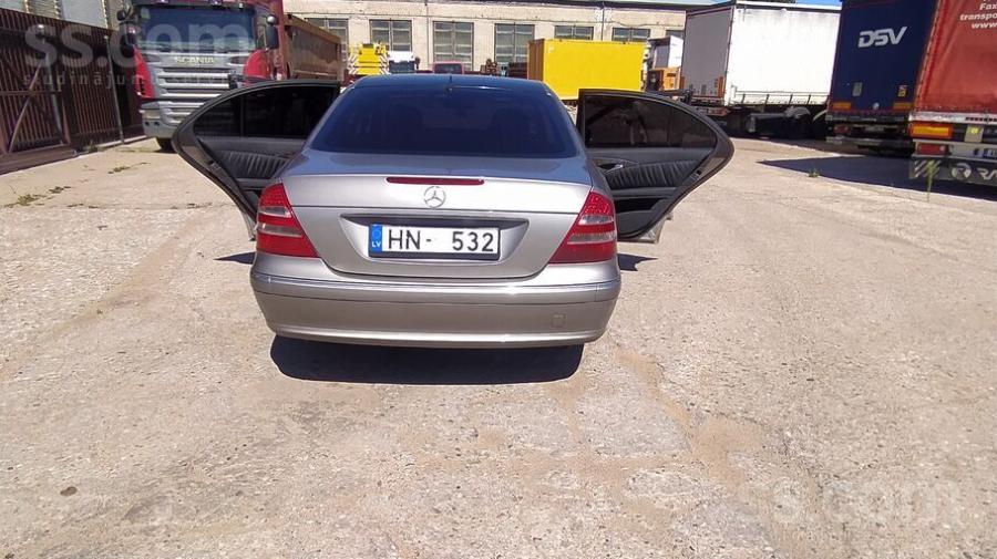 Pelēks Mercedes-Benz E 280 2006 Daugavpils, ar dzinēja tilpumu 3.20 L un nobraukumu 388 tūkst. km par 1900 €, foto 5 vietnē AUTOMOTO.COM.LV