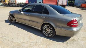 Pelēks Mercedes-Benz E 280 2006 Daugavpils, ar dzinēja tilpumu 3.20 L un nobraukumu 388 tūkst. km par 1900 €, foto 19 vietnē AUTOMOTO.COM.LV