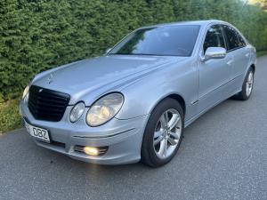 Pelēks Mercedes-Benz E 280 2006 Tallina, ar dzinēja tilpumu 3.00 L un nobraukumu 390 tūkst. km par 2490 €, foto 1 vietnē AUTOMOTO.COM.LV