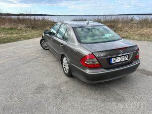 Grey Mercedes-Benz E 280 2006 in Riga, with an engine capacity of 3.00 L and mileage of 560 thousand km for 1200 €, photo 5 on AUTOMOTO.COM.LV