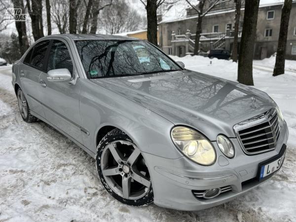 Pelēks Mercedes-Benz E 280 2007 Kauņa, ar dzinēja tilpumu 3.00 L un nobraukumu 255 tūkst. km par 4700 €, foto 3 vietnē AUTOMOTO.COM.LV