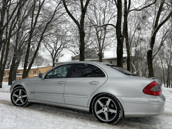 Pelēks Mercedes-Benz E 280 2007 Kauņa, ar dzinēja tilpumu 3.00 L un nobraukumu 255 tūkst. km par 4700 €, foto 10 vietnē AUTOMOTO.COM.LV