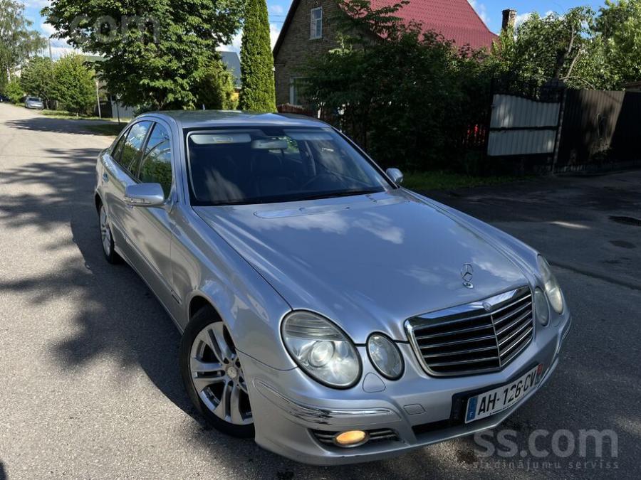 Серый Мерседес Е 280 2007 в Даугавпилс, объемом двигателя 3.00 л и пробегом 346 тыс. км за 3950 €, фото 1 на AUTOMOTO.COM.LV