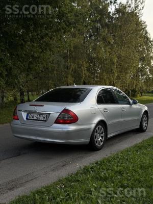Серый Мерседес Е 280 2007 в Рига, объемом двигателя 3.00 л и пробегом 314 тыс. км за 3900 €, фото 5 на AUTOMOTO.COM.LV